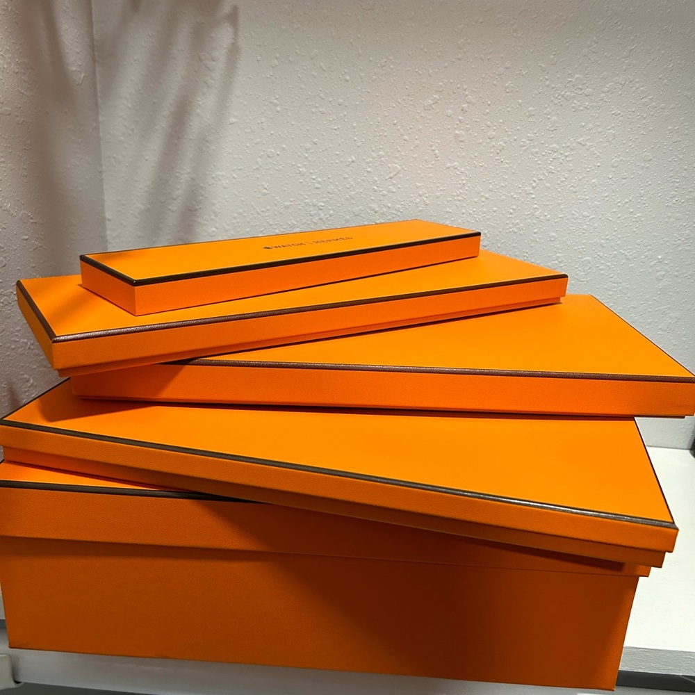 5 Hermes Boxes And One Hermes Shopping Bag - Gem